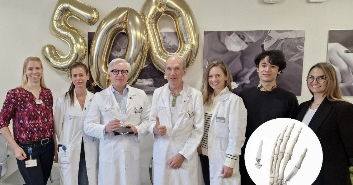 A huge thumbs up: Hand Surgery department celebrates 500th Touch thumb ...