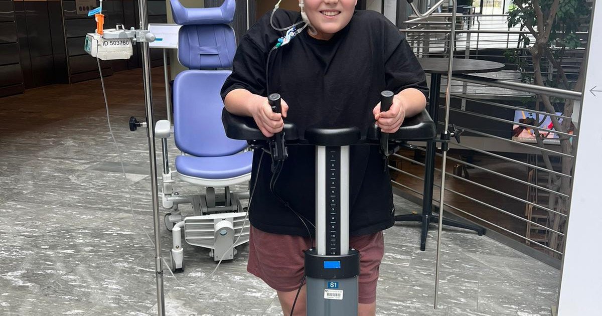 Spende aus Kuchenverkauf: Operierter Schüler unterstützt den ...